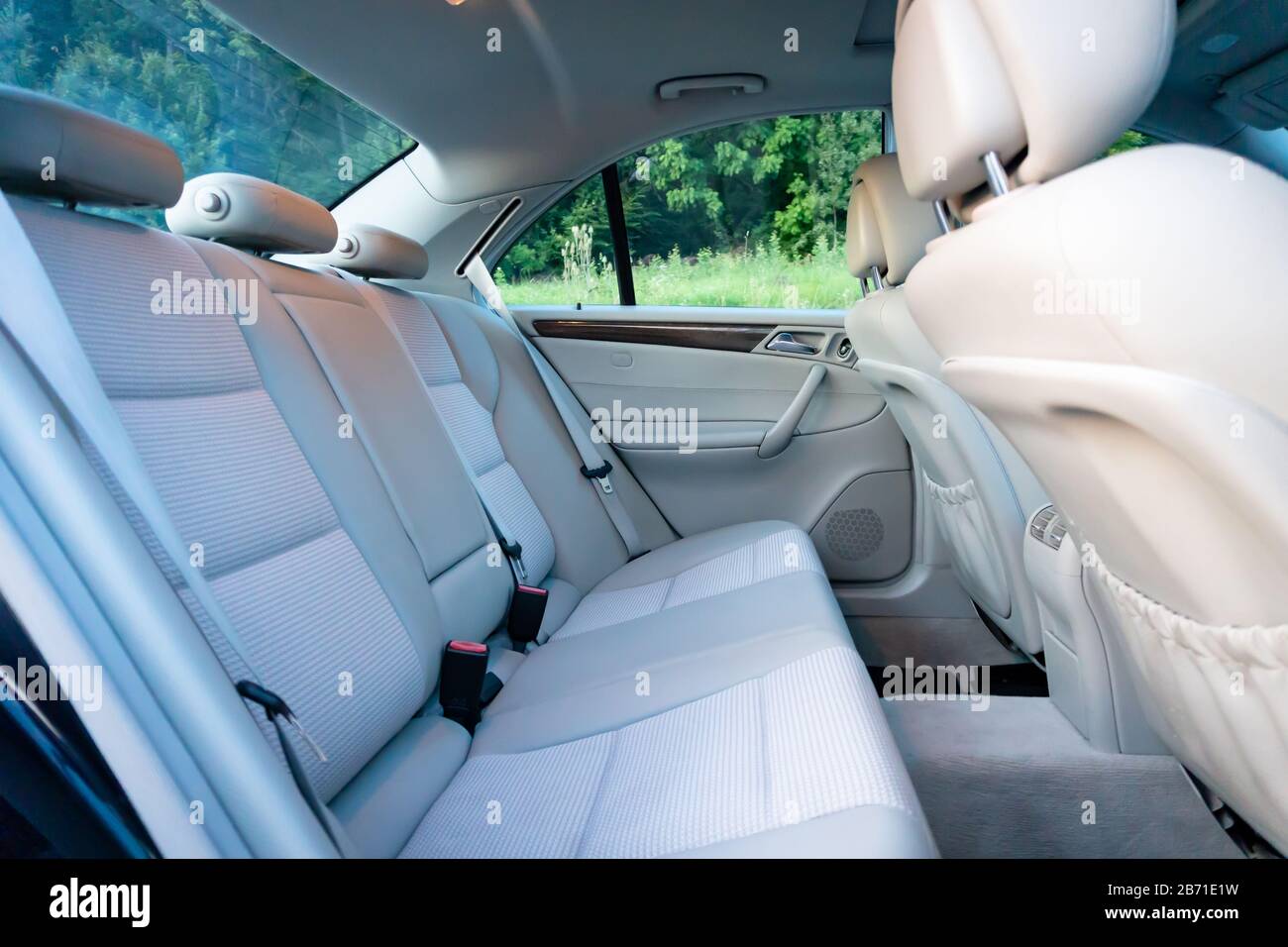 W203 mercedes hi-res stock photography and images - Alamy