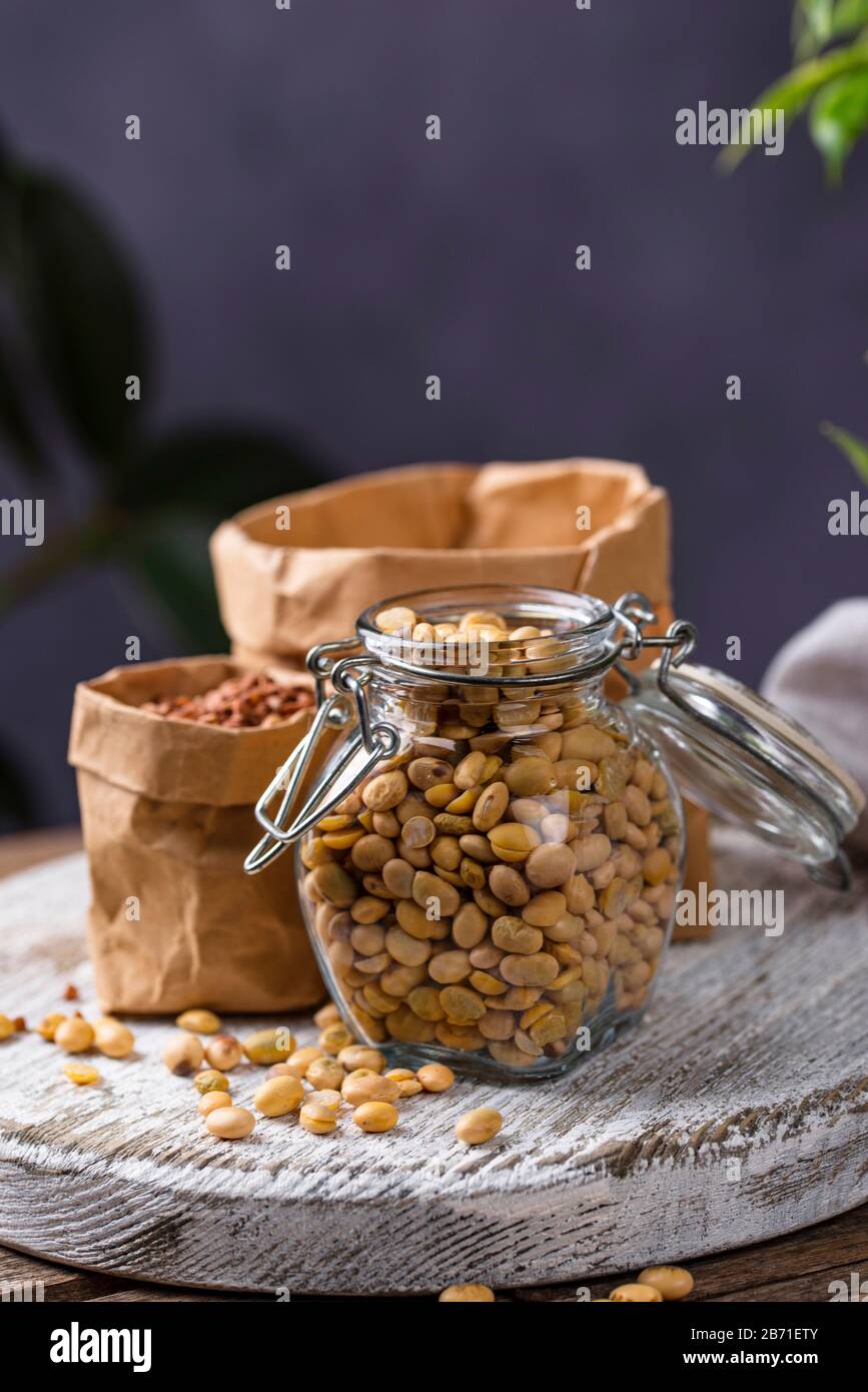 Soya bean grain hi-res stock photography and images - Alamy