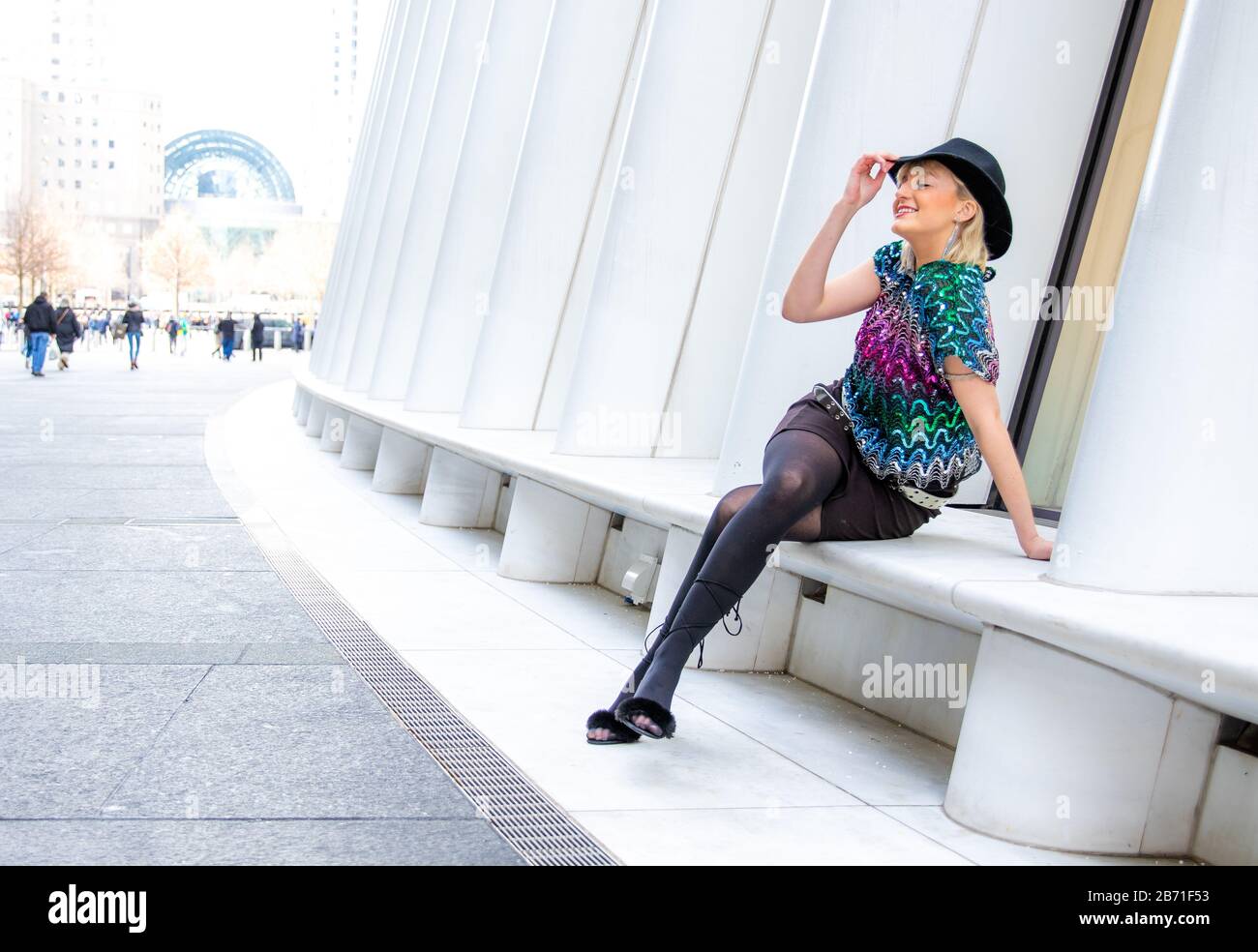 Fashion nova model hi-res stock photography and images - Alamy