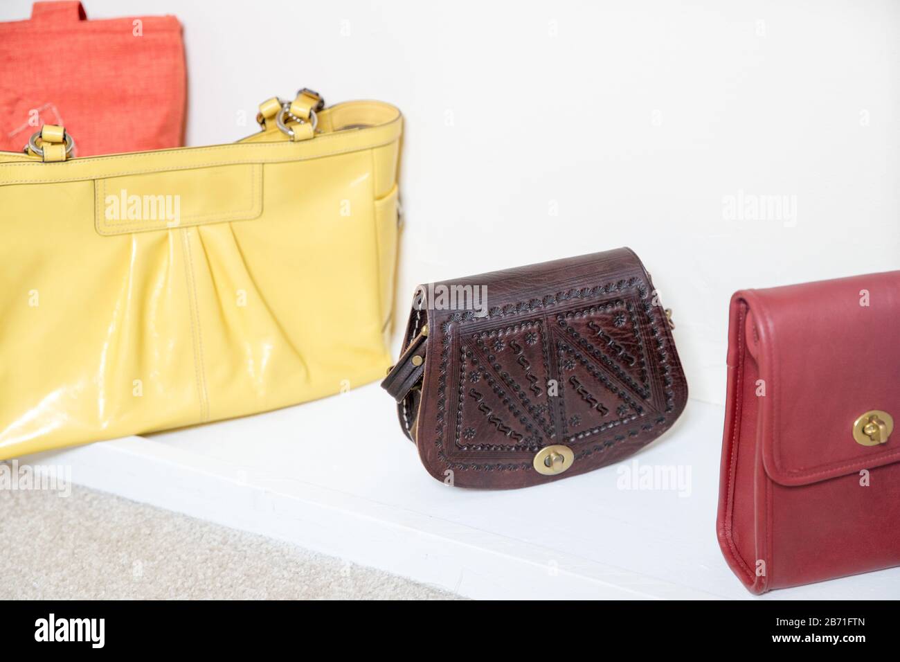Bag fashion 1960's hi-res stock photography and images - Alamy