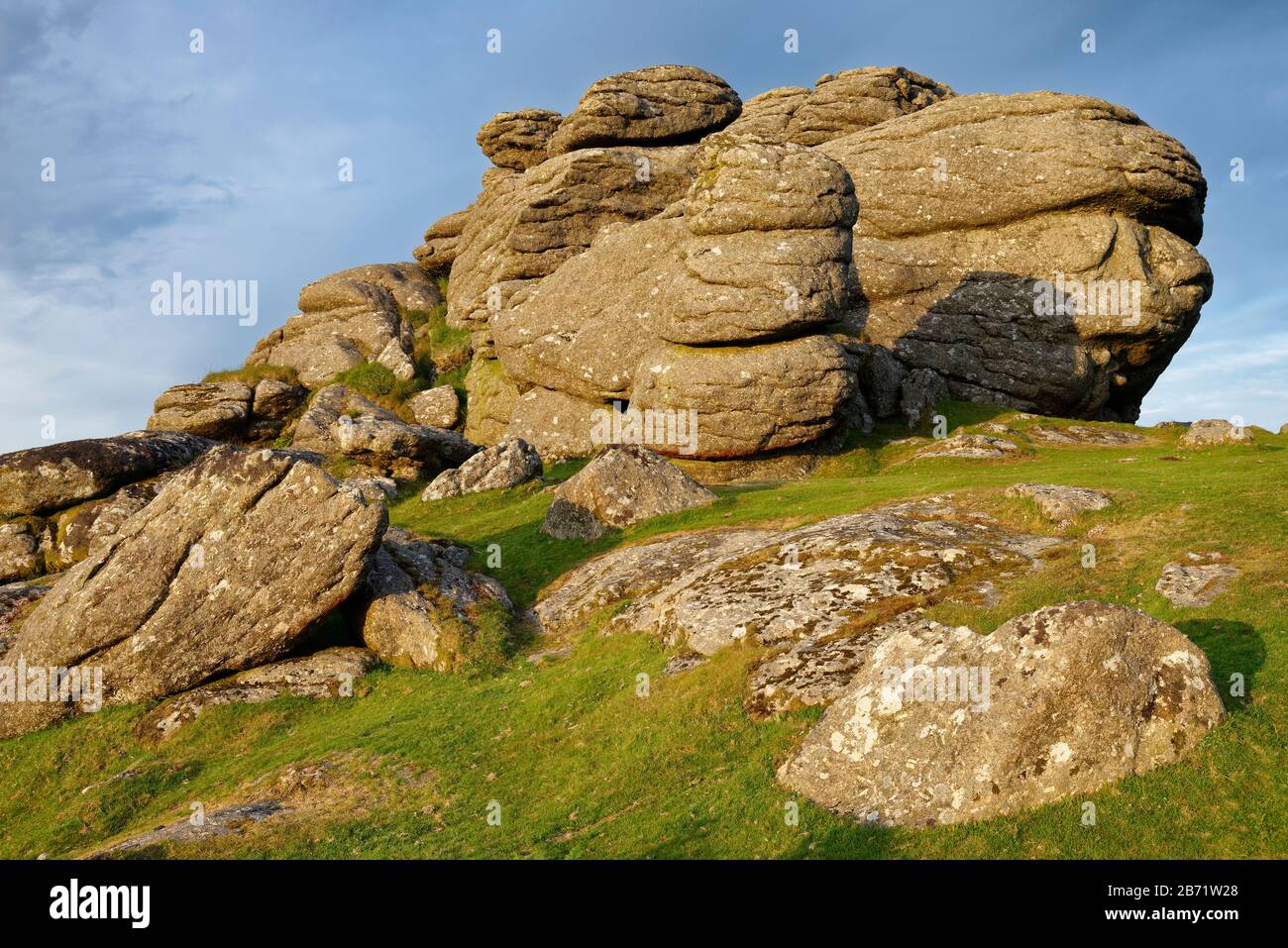 Late Sun on Saddle Tor, Haytor Down, Dartmoor, Devon, UK Stock Photo ...