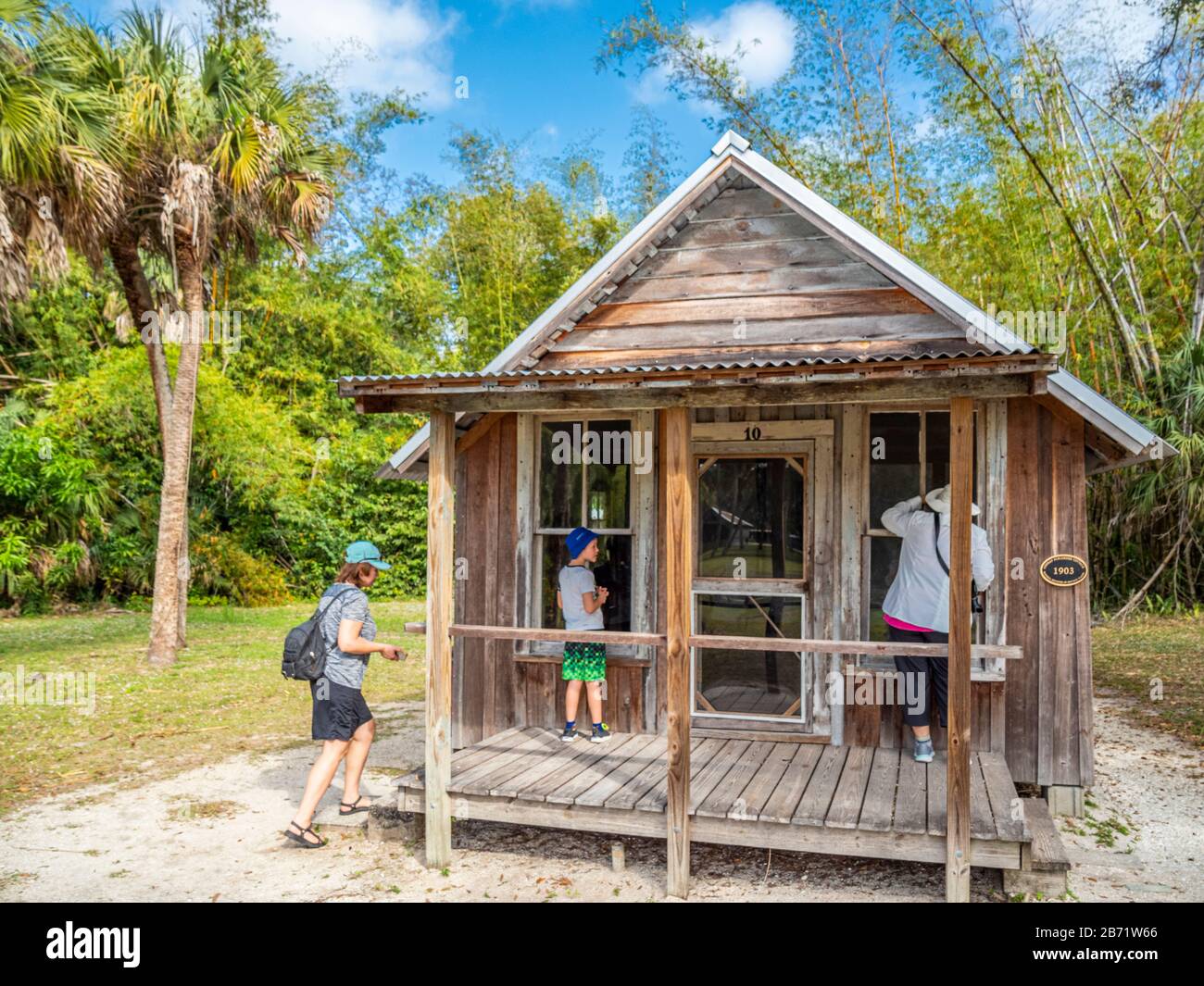 Restored and nationally registered historic buildings in the Koreshan ...