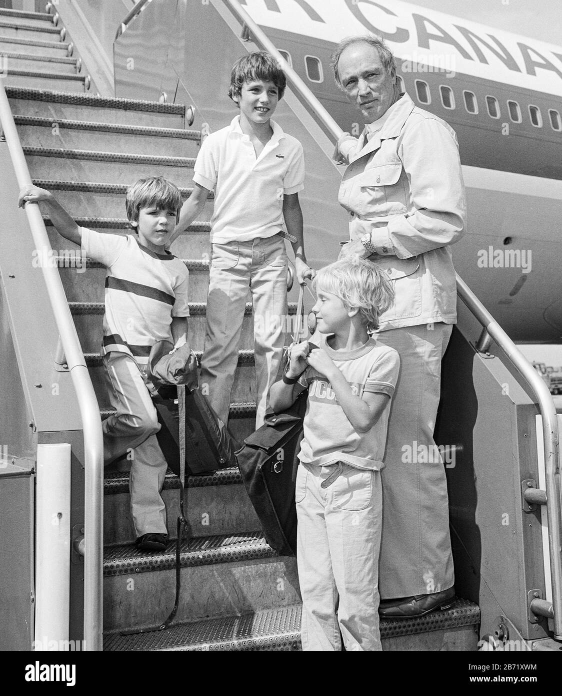 Prime minister pierre trudeau hi-res stock photography and images - Alamy