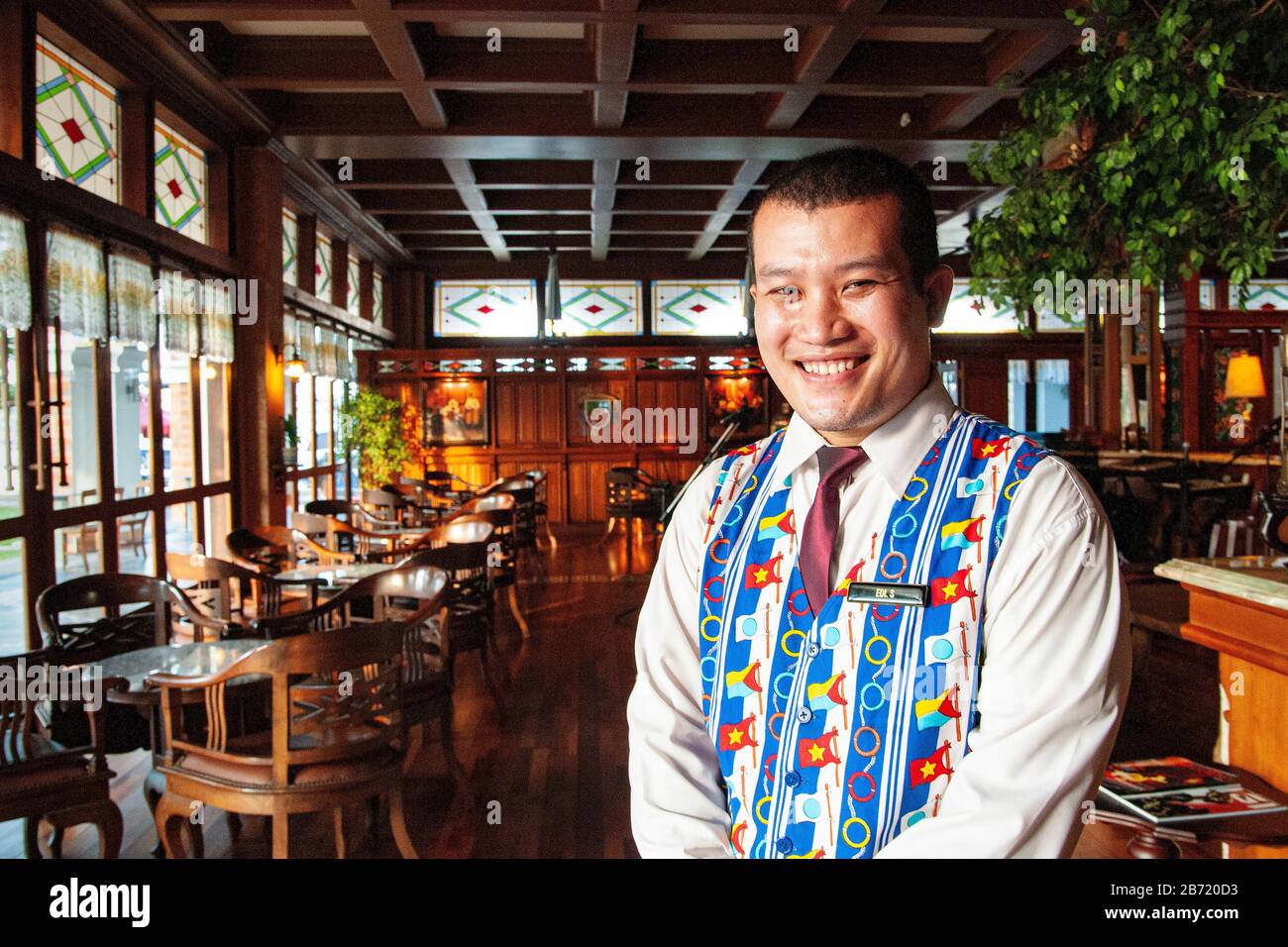 Waiter in Jakarta, Indonesia Stock Photo - Alamy