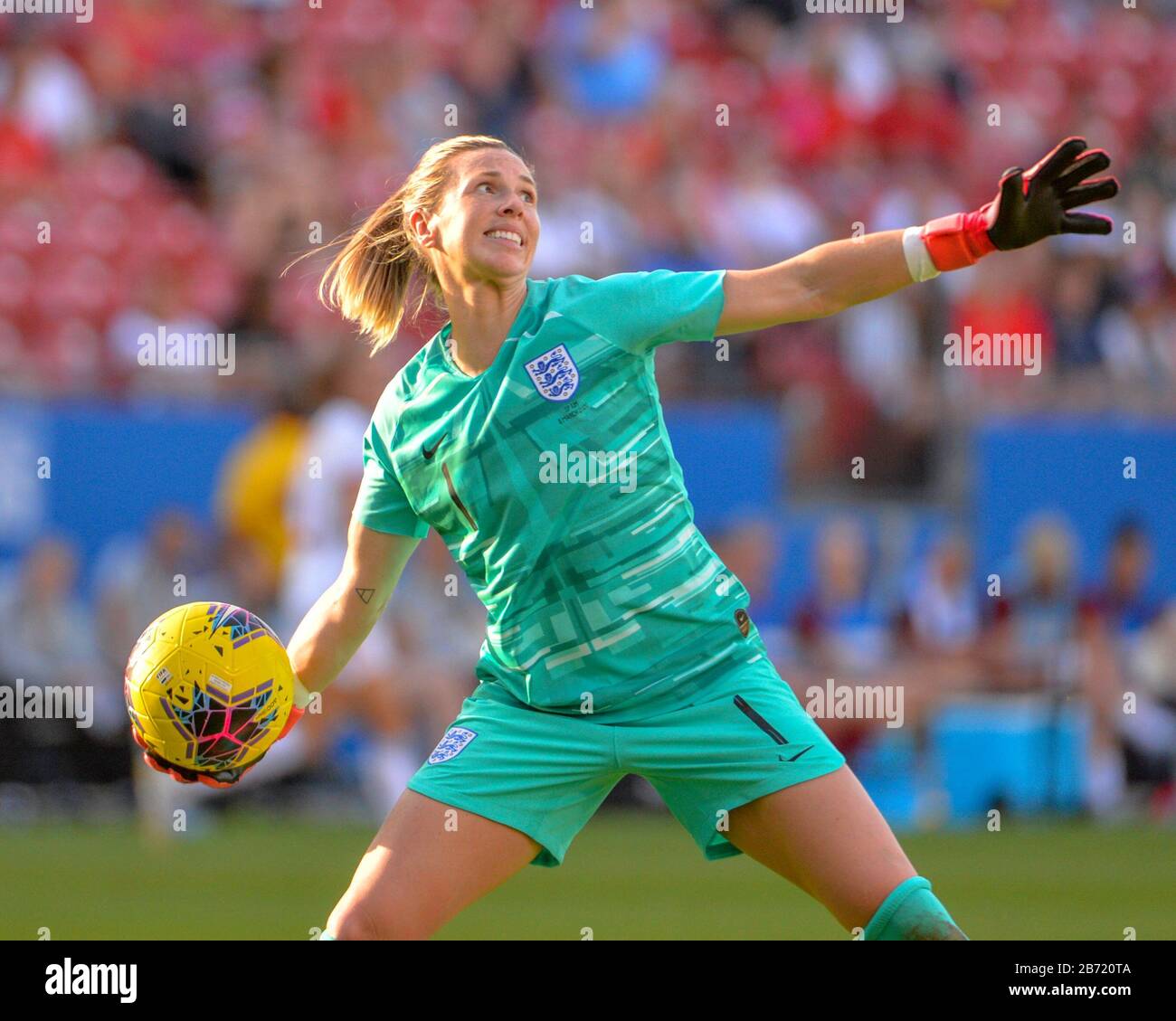England goalkeeper hi-res stock photography and images - Alamy