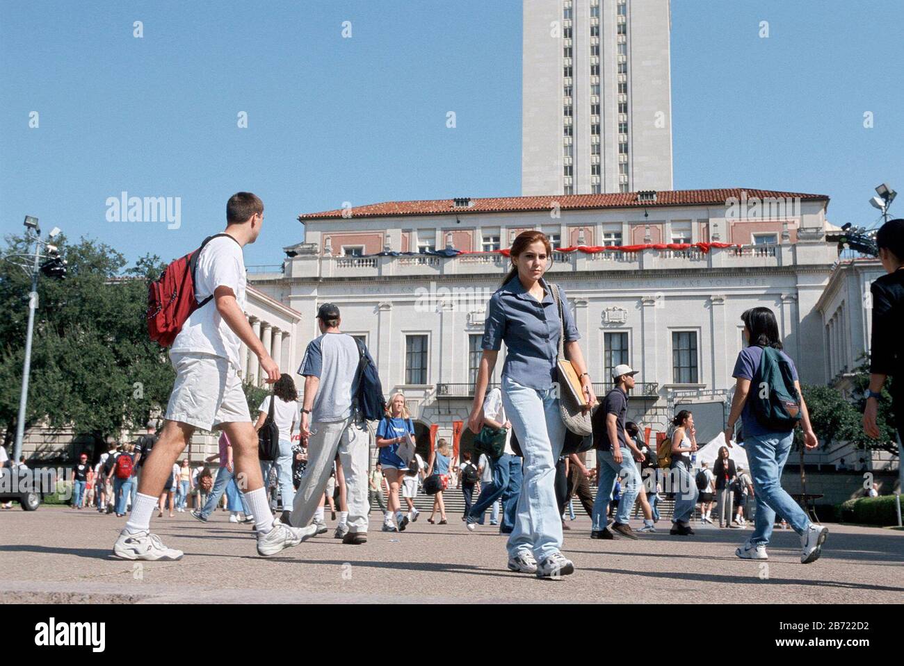 Austin, Texas USA: Students walking on University of Texas campus with ...