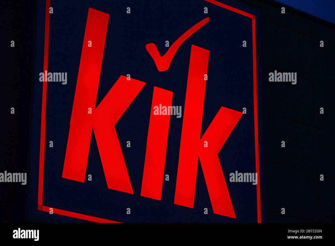 Kik sign hi-res stock photography and images - Alamy