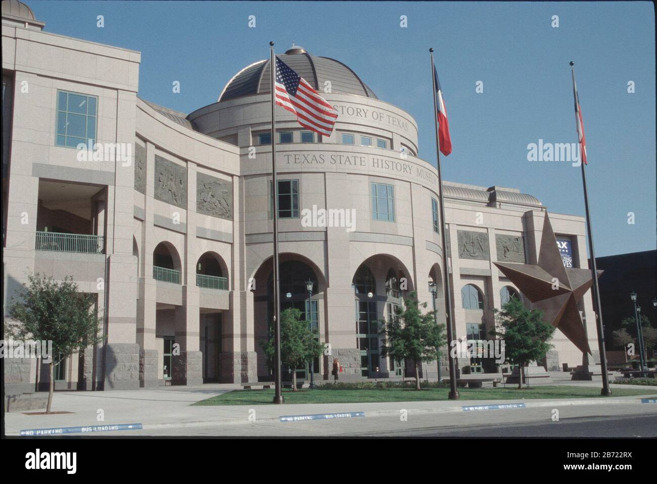 Austin, Texas USA, 2001: Front facade of the newly opened Bob Bullock ...