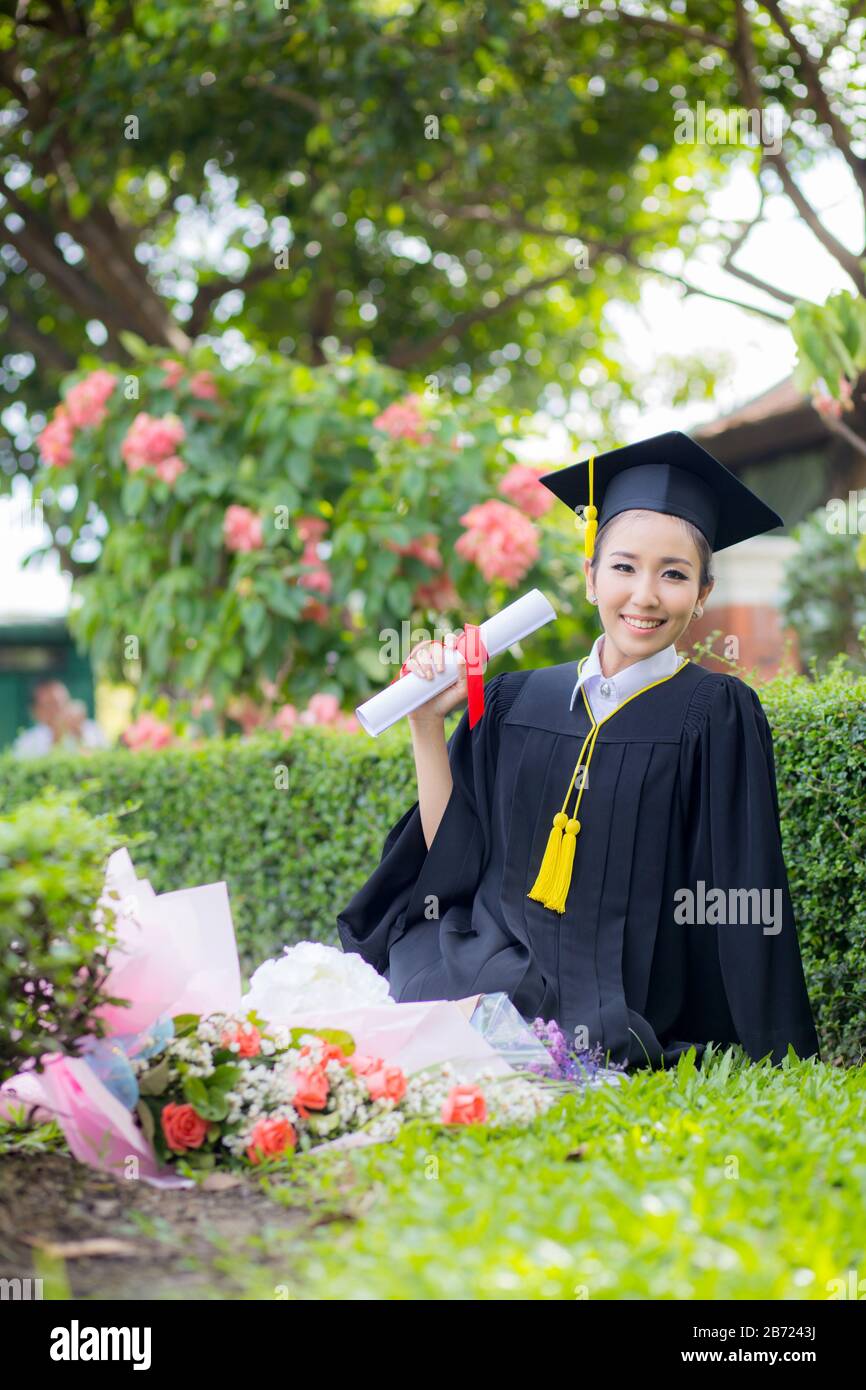 Happy graduated student girl, congratulations of education success ...