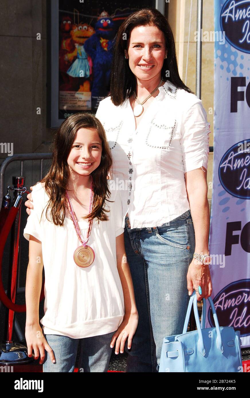 Mimi Rogers and Daughter at the American Idol Season 5 Finale ...