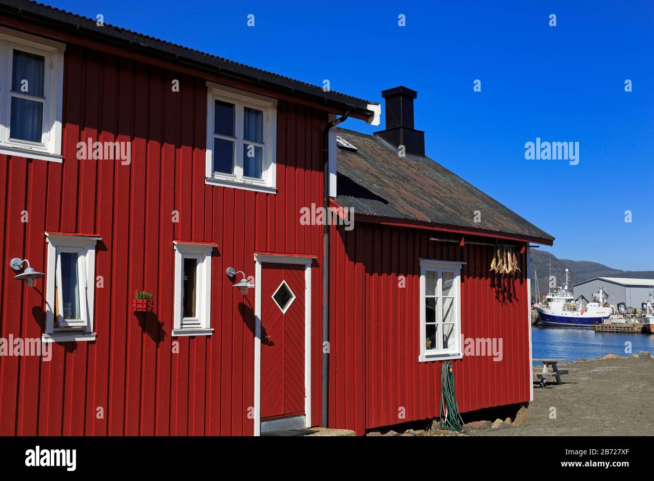 Fishing huts, Ballstad Fishing Village, Lofoten Islands, Nordland ...