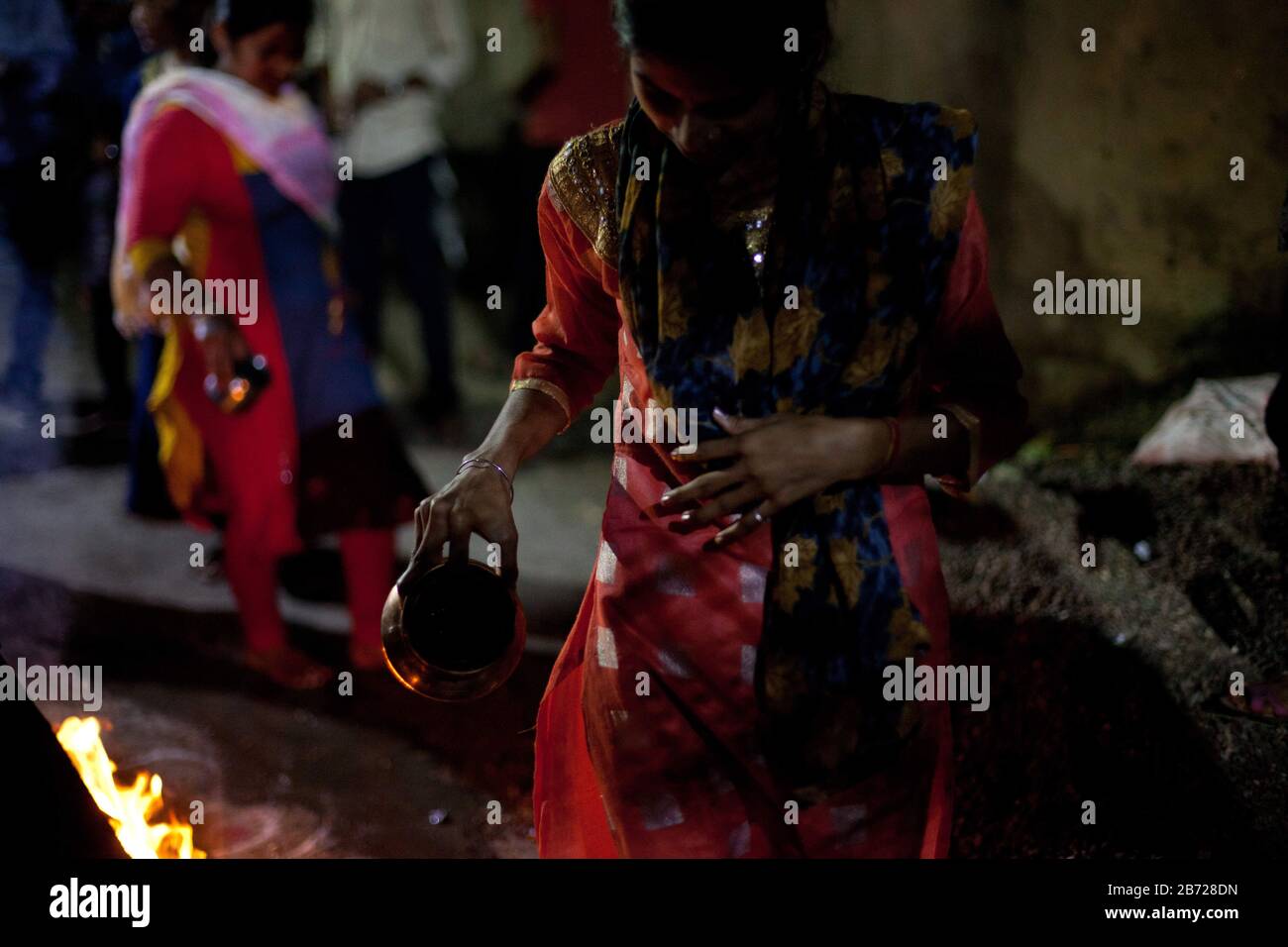 Aurangabad, India. 9th Mar, 2020. A woman performs rituals during the ...