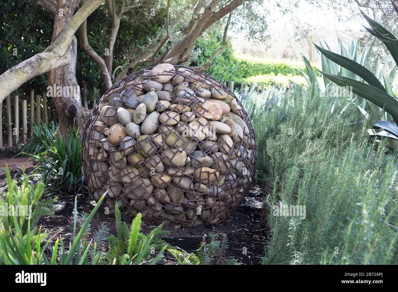 The Garden of Contrast at Cornerstone Sonoma gardens in Sonoma ...