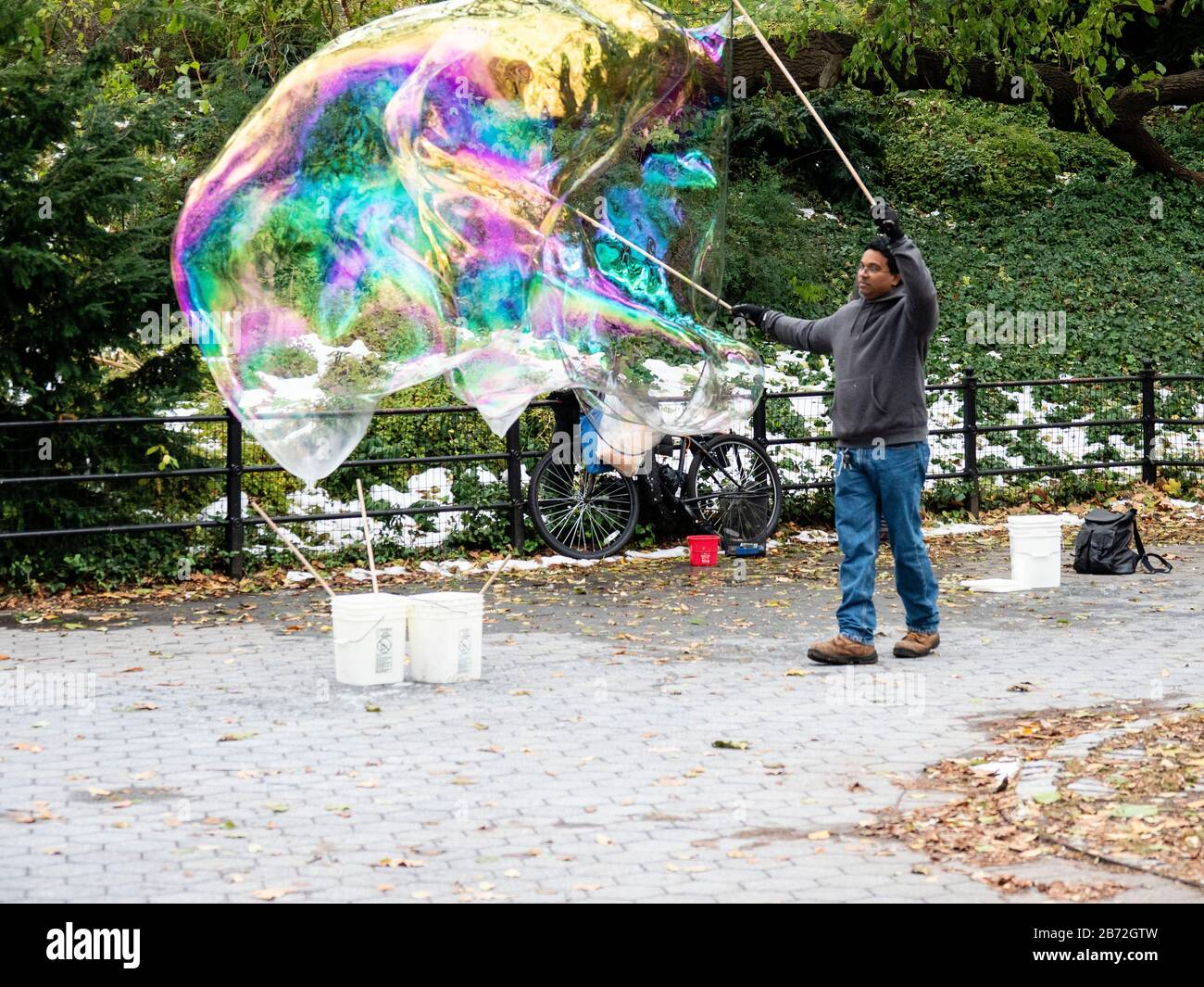Bubble prism hi-res stock photography and images - Alamy