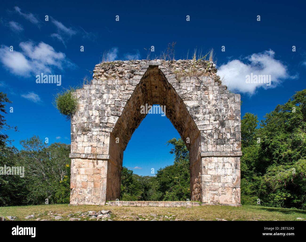 Arco Maya High Resolution Stock Photography and Images - Alamy