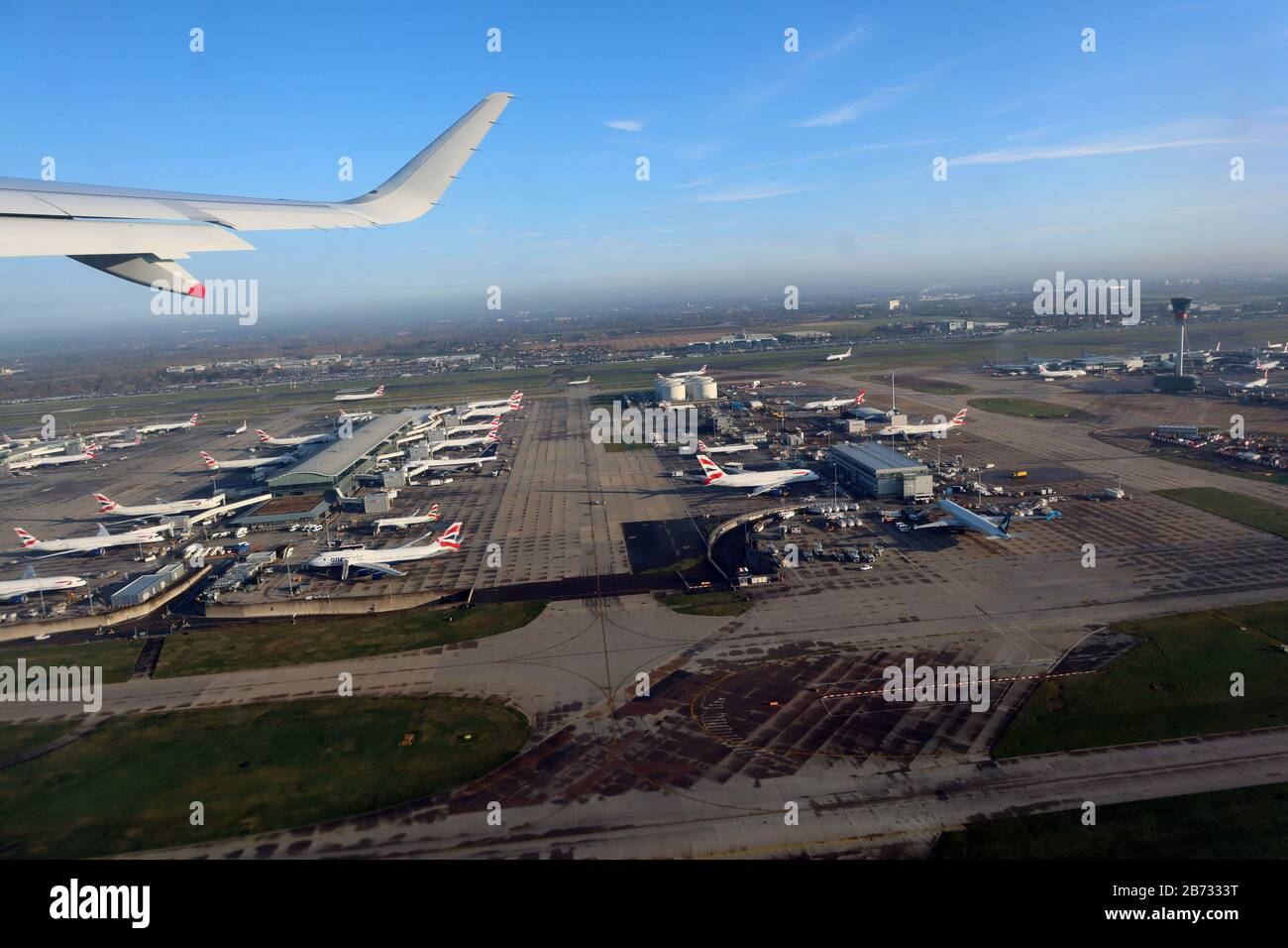 Aerial view of heathrow airport hi-res stock photography and images - Alamy