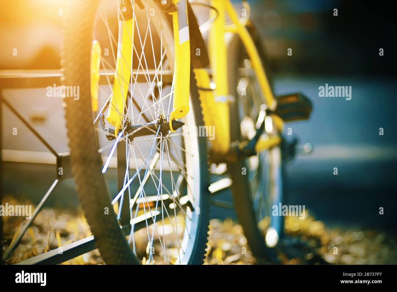Very bright yellow bike hi-res stock photography and images - Alamy