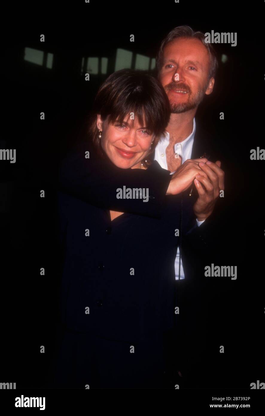 James cameron linda hamilton hi-res stock photography and images - Alamy