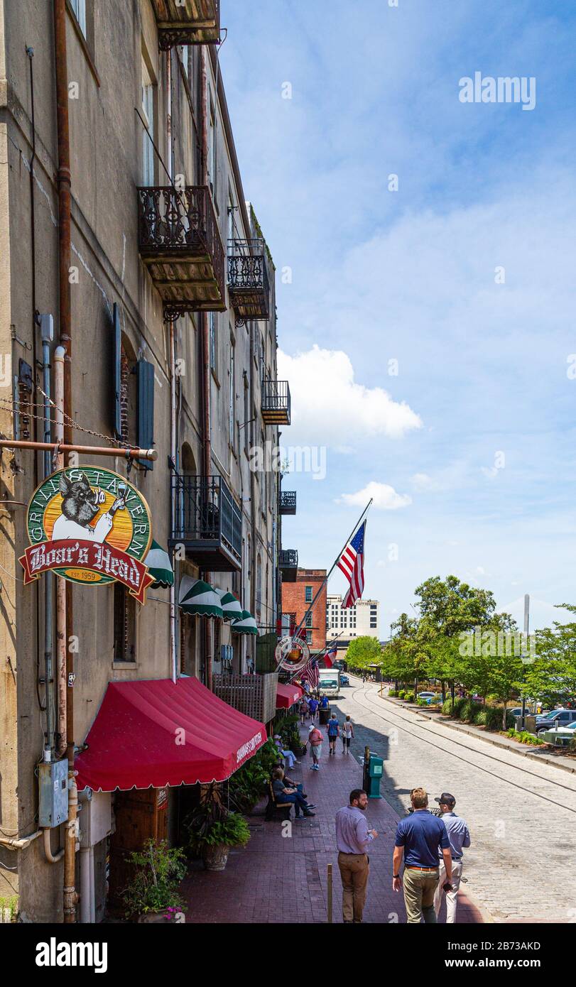Boars Head Grill and Tavern Stock Photo - Alamy