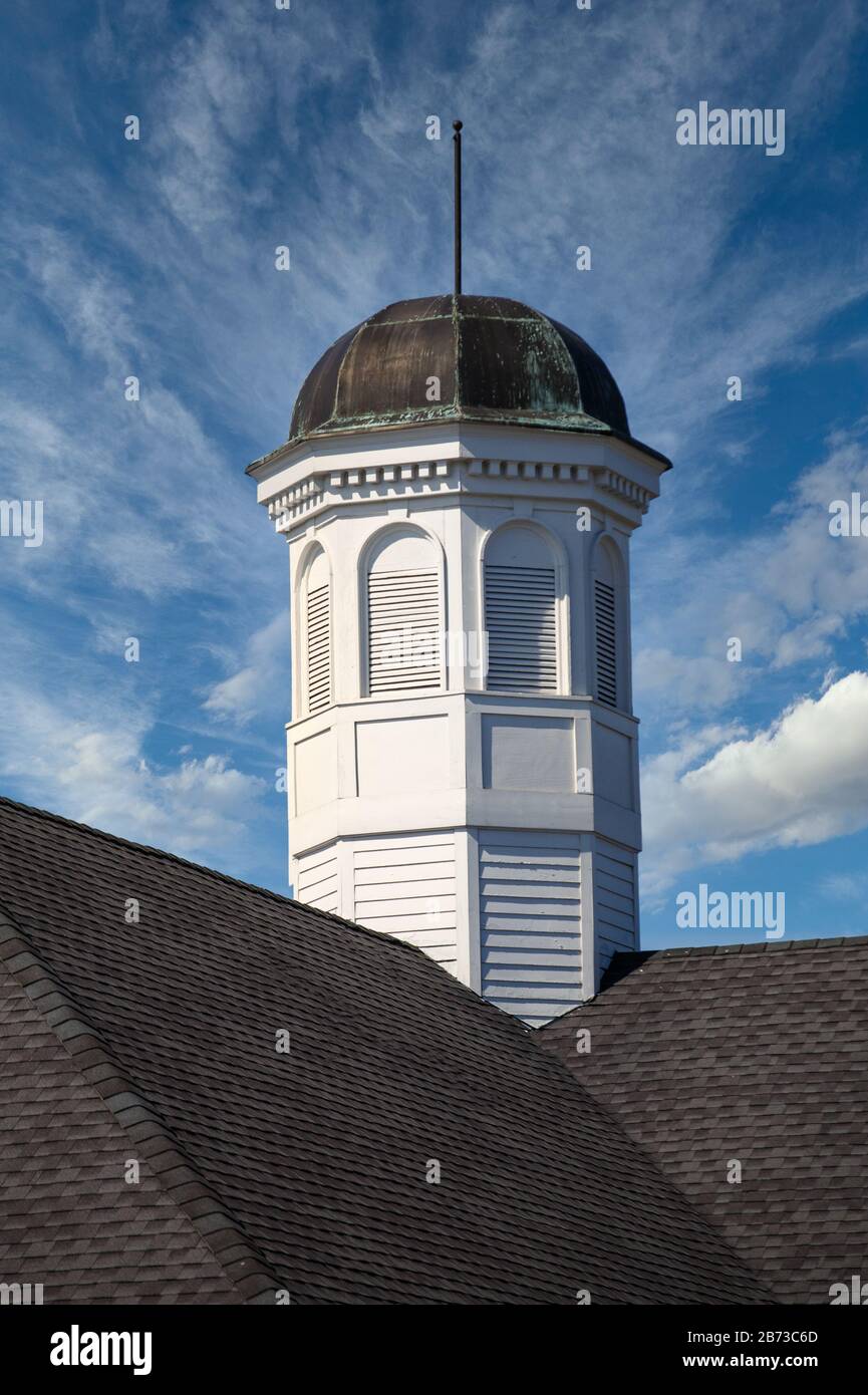 Cupola roof hi-res stock photography and images - Alamy