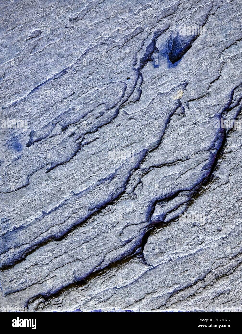 Blue slate footpath Stock Photo - Alamy