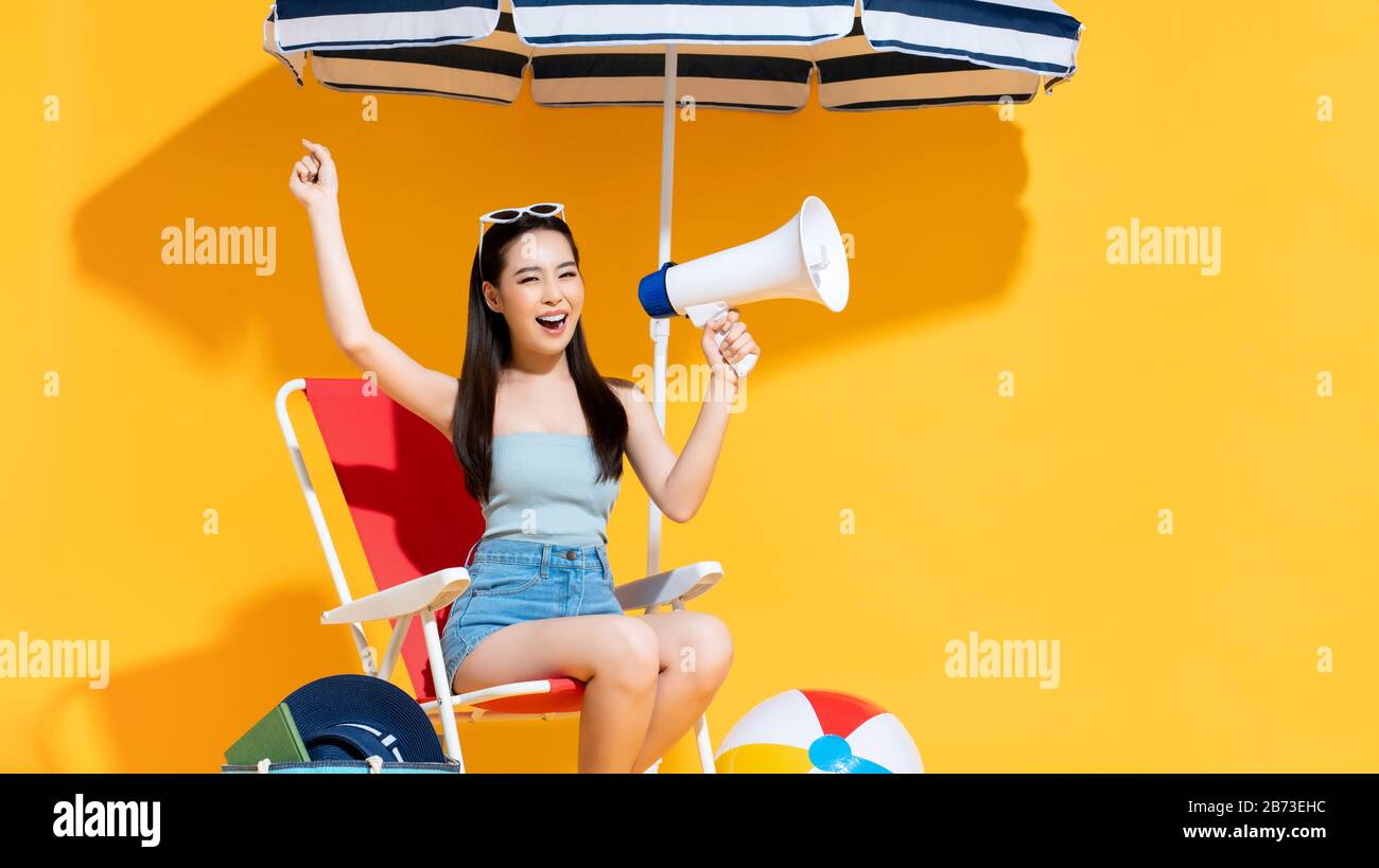 Woman megaphone asian hi-res stock photography and images - Alamy