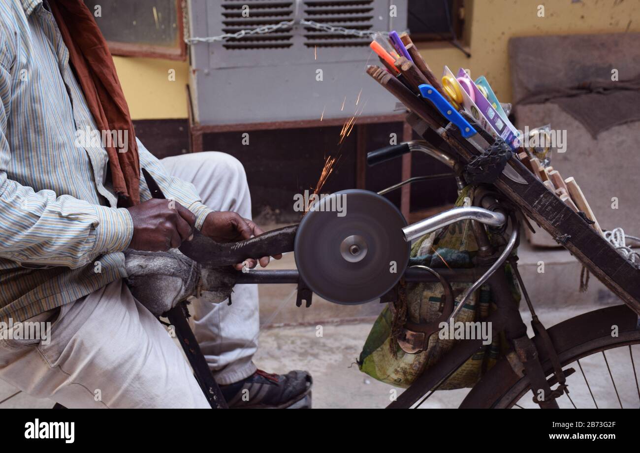 Close up worker sharpening metal hi-res stock photography and images ...
