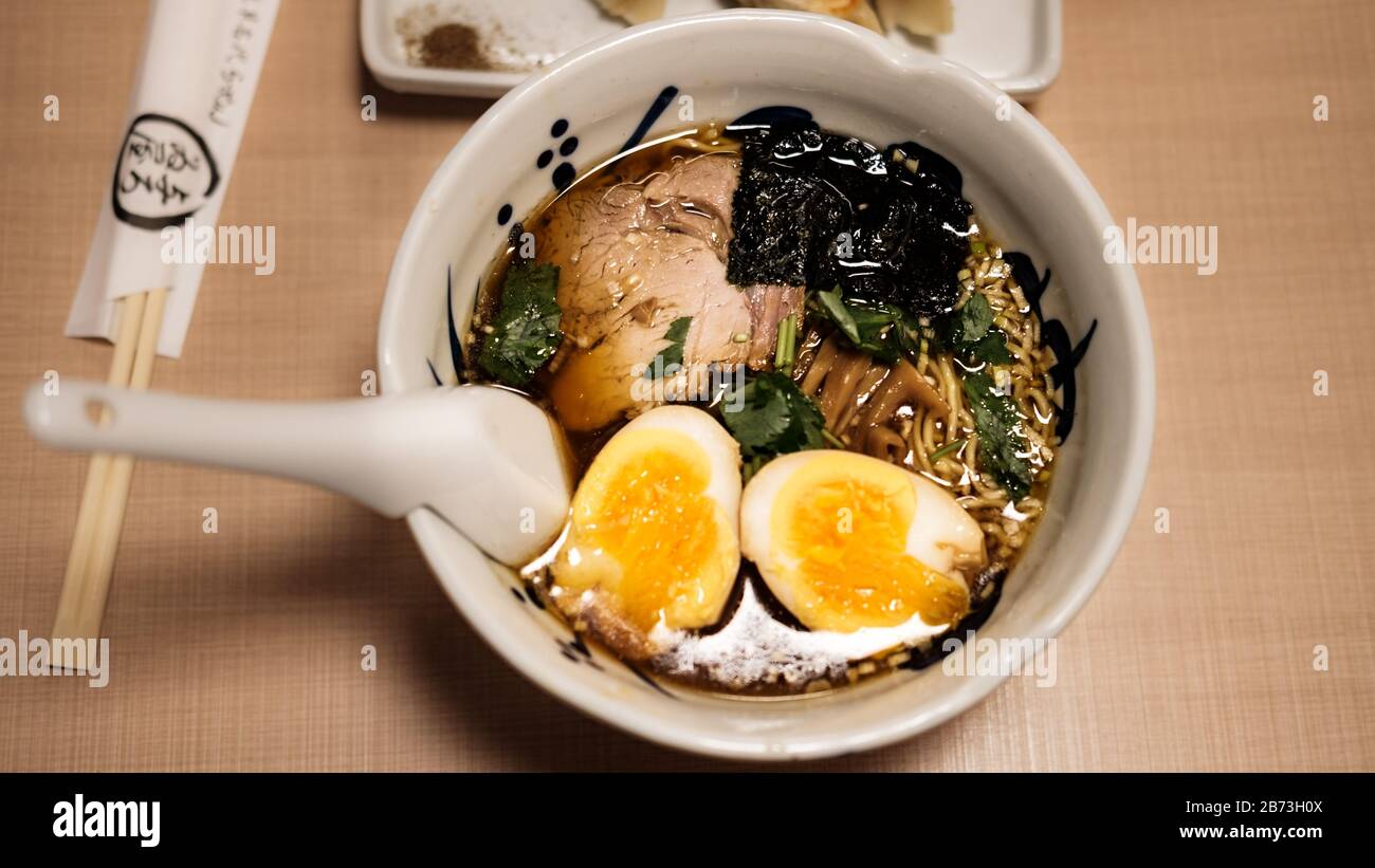 Ramen tokyo hi-res stock photography and images - Alamy