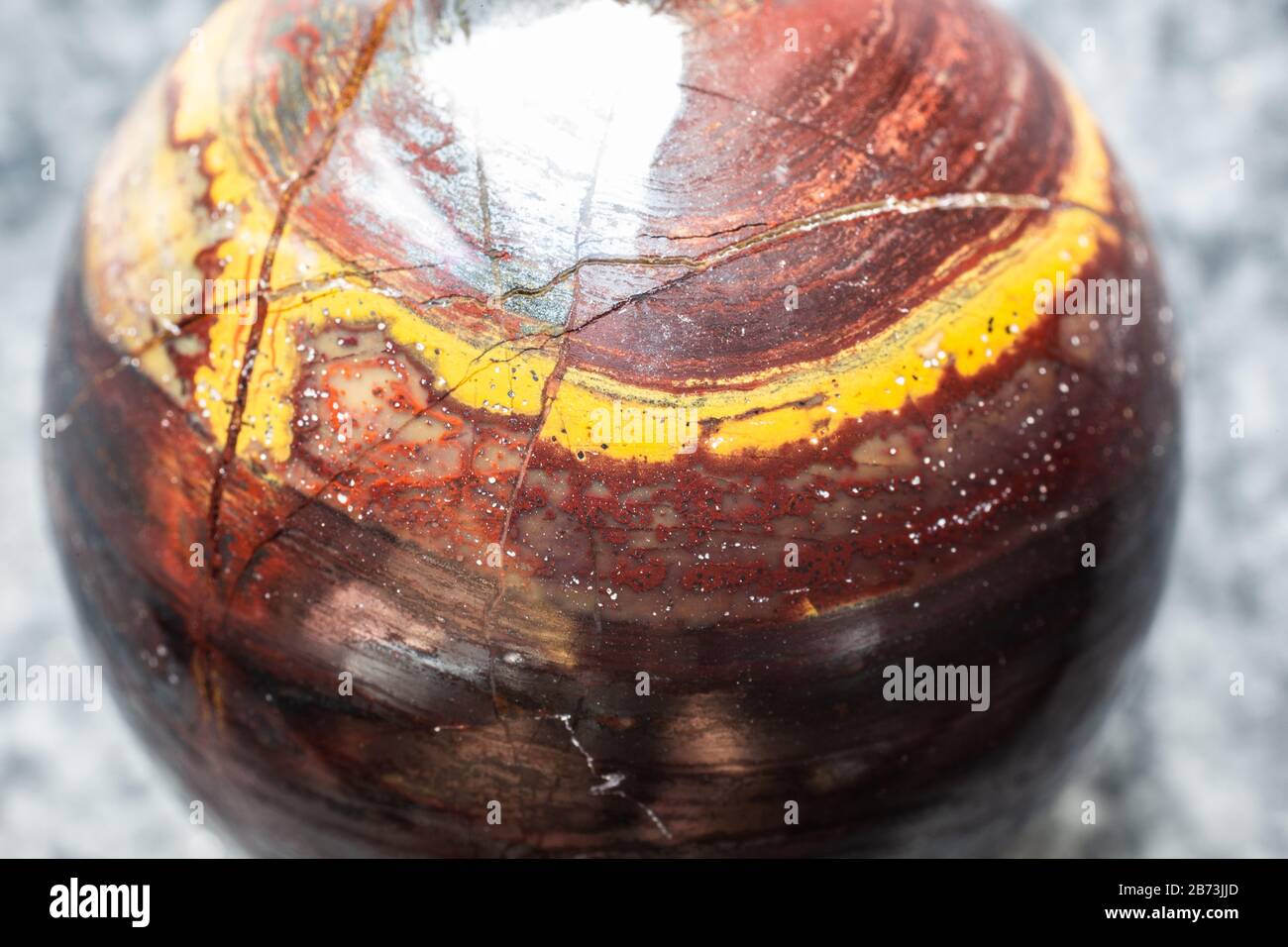 Egg shaped stones hi-res stock photography and images - Alamy