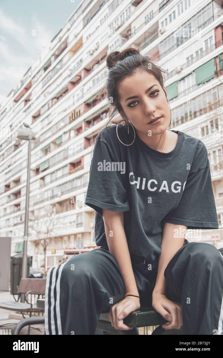 Girl on the street hi-res stock photography and images - Alamy