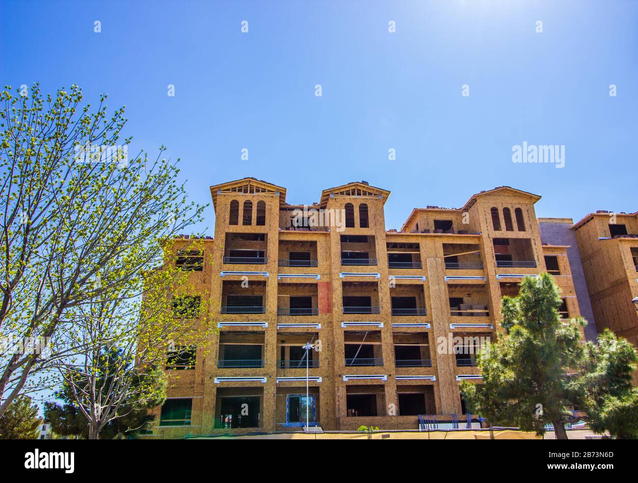 New Multi Story Housing Units Under Construction Stock Photo - Alamy