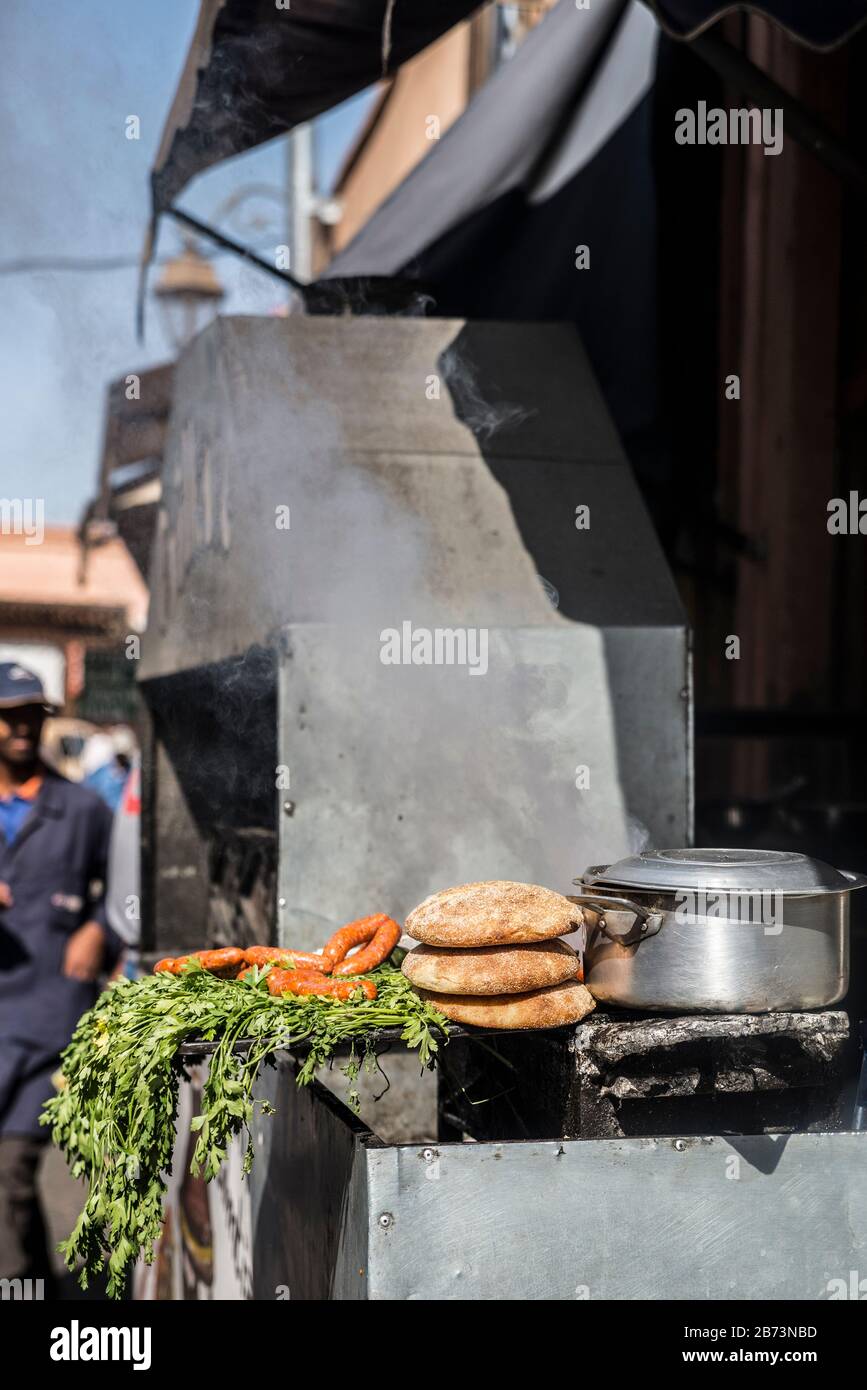 Street food, Marrakech medina, Morocco Stock Photo - Alamy