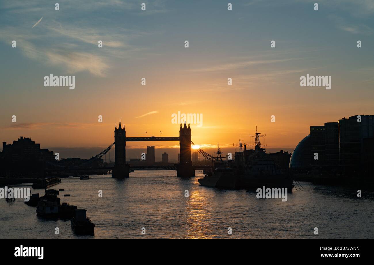 Sunrise of Tower Bridge, London Stock Photo - Alamy