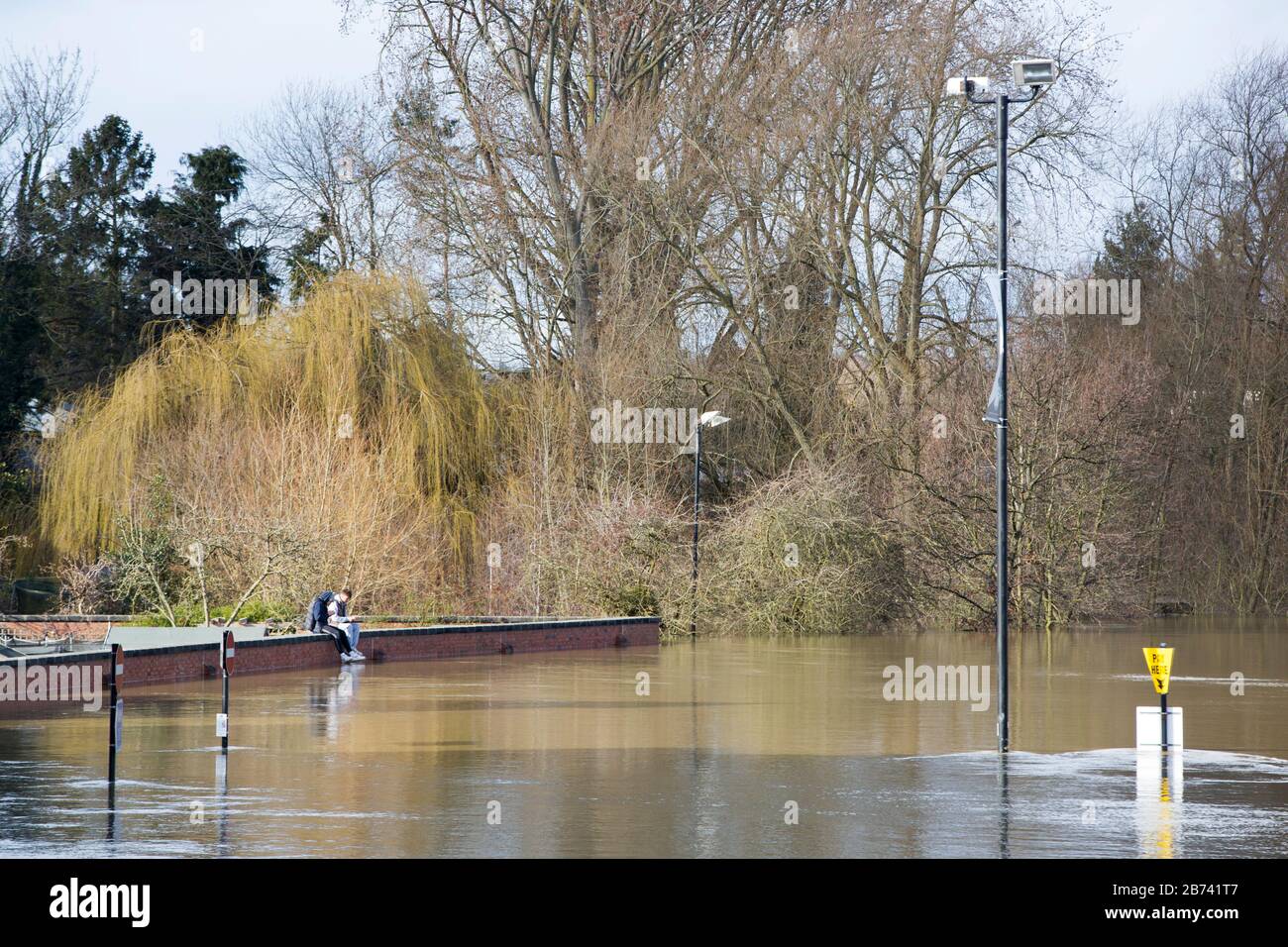 Emergency defences hi-res stock photography and images - Alamy