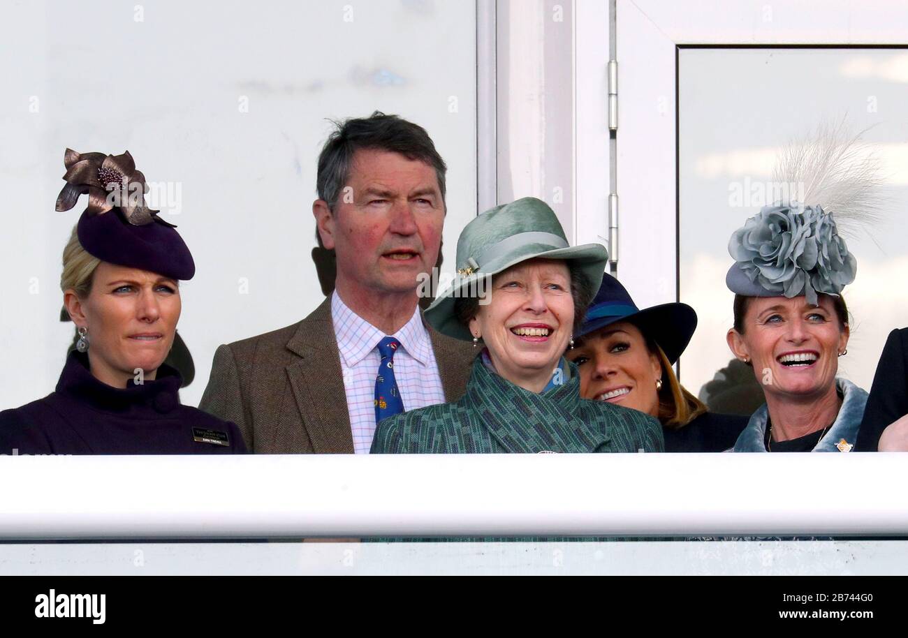 Timothy maude hi-res stock photography and images - Alamy