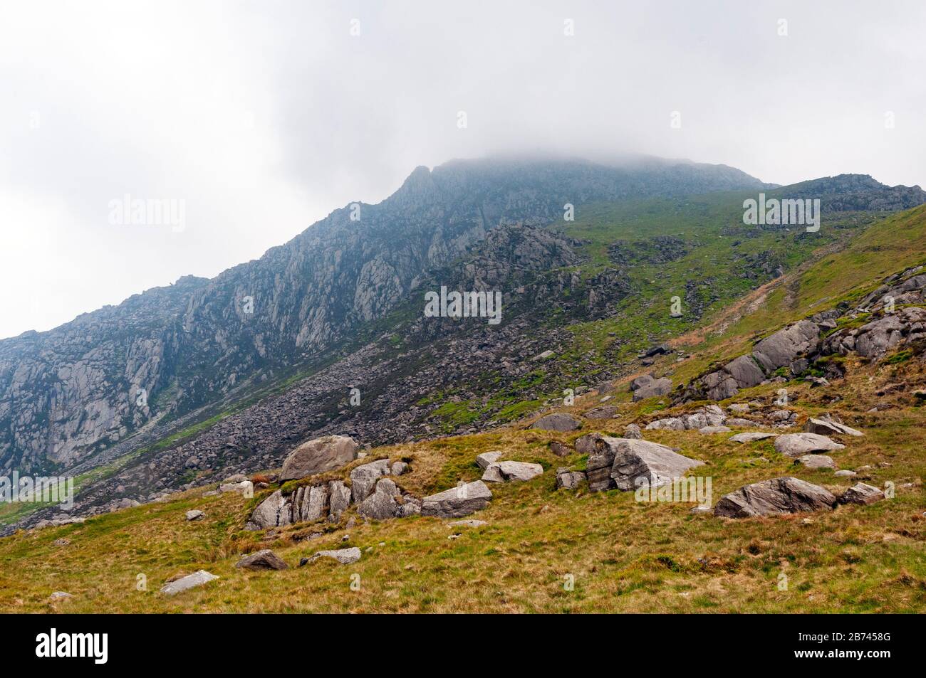 Tryfan Peak, Snowdonia National Park, Wales Stock Photo - Alamy
