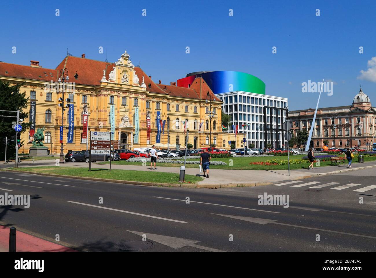 Classic and modern architecture in centre of Zagreb Stock Photo - Alamy