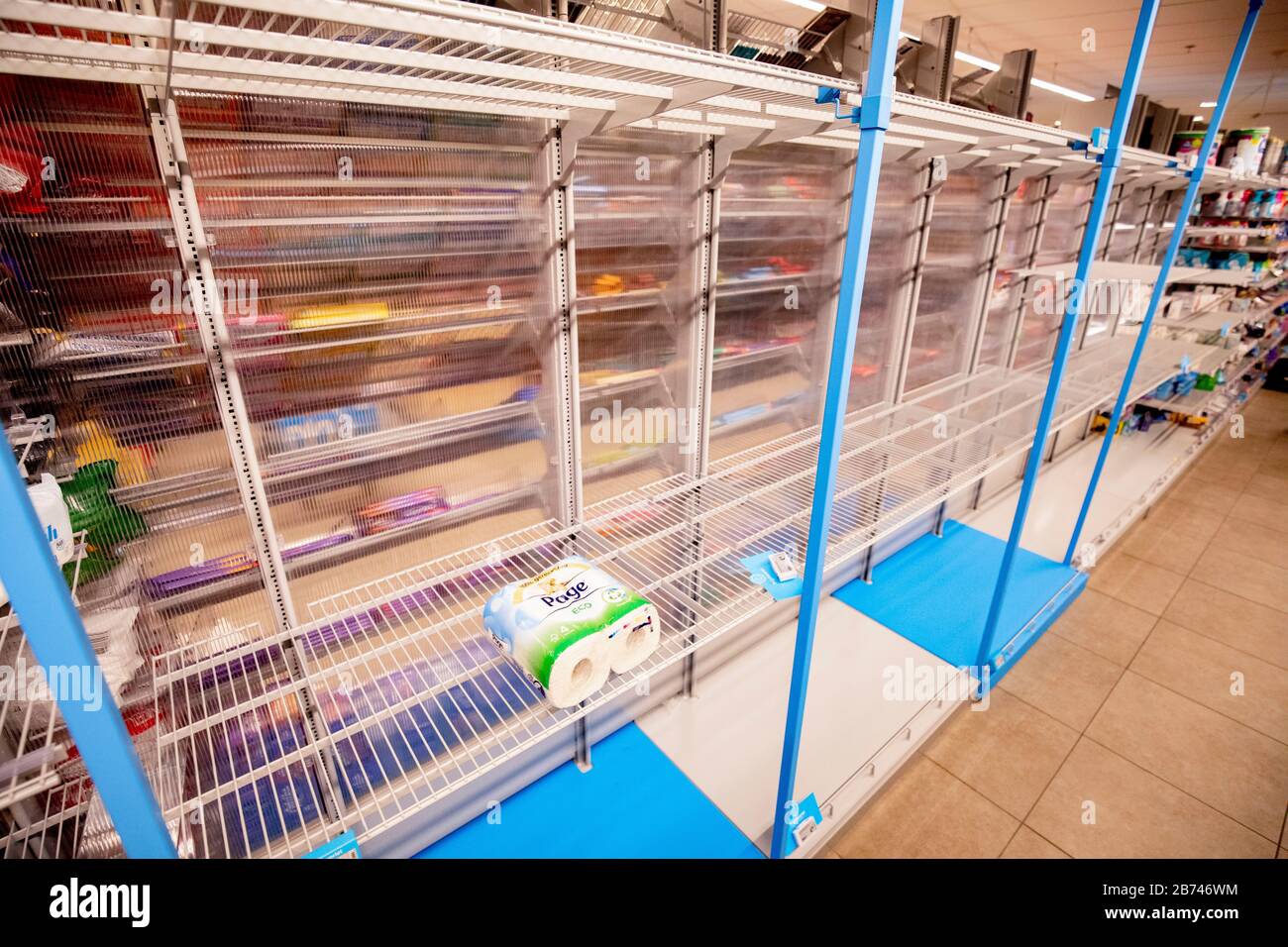 Empty shelves at a supermarket as Dutch people are hoarding goods ...