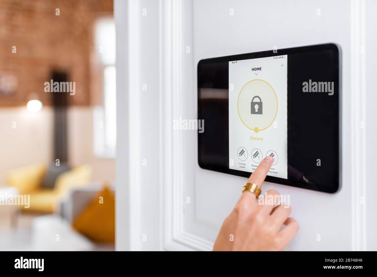 Security surveillance control room hi-res stock photography and images ...