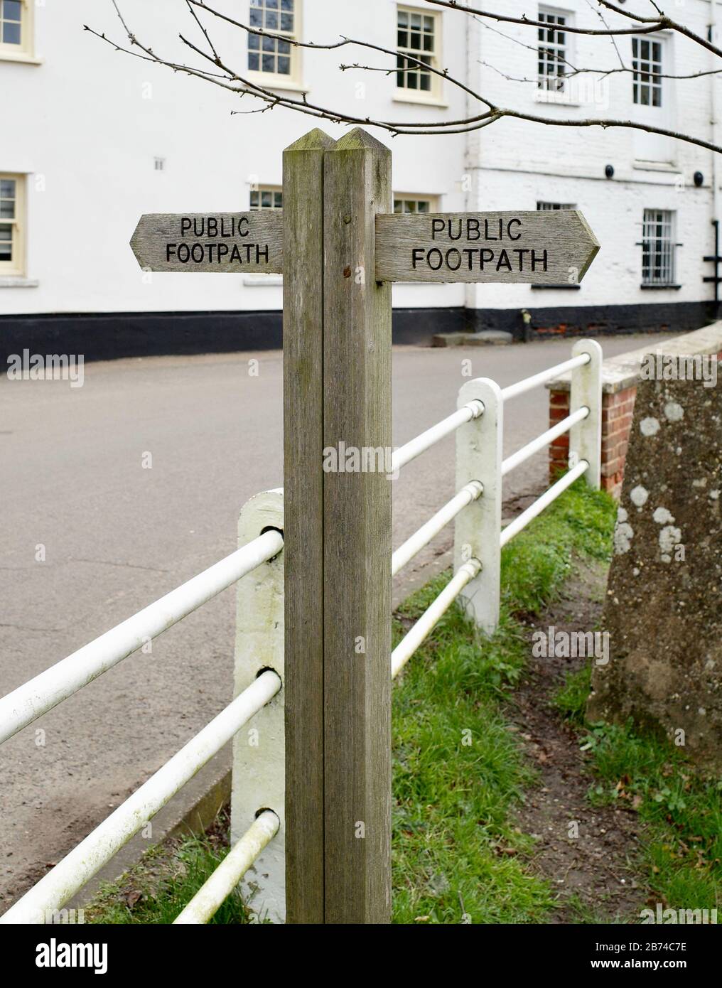 Footpath to buxton hi-res stock photography and images - Alamy