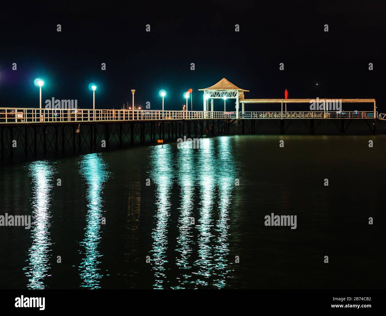 Neon view hi-res stock photography and images - Alamy