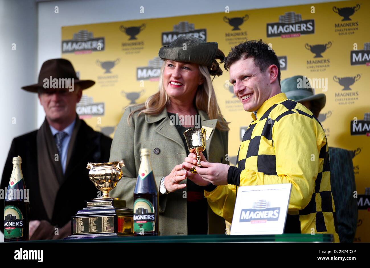 Cheltenham festival 2020 gold cup hi-res stock photography and images ...