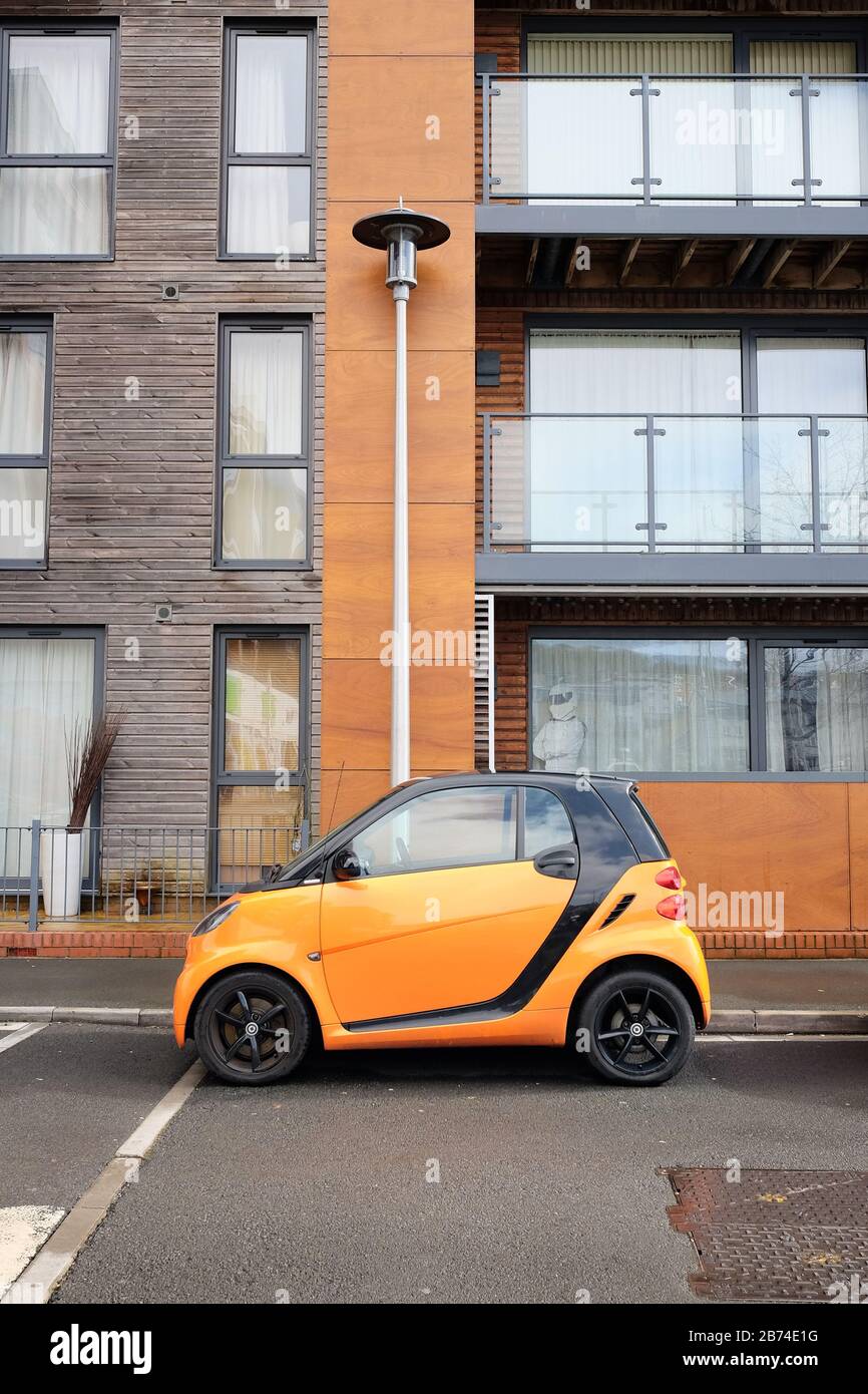 Smart 4two hi-res stock photography and images - Alamy