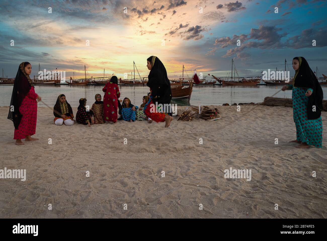 Arabic girls hi-res stock photography and images - Alamy