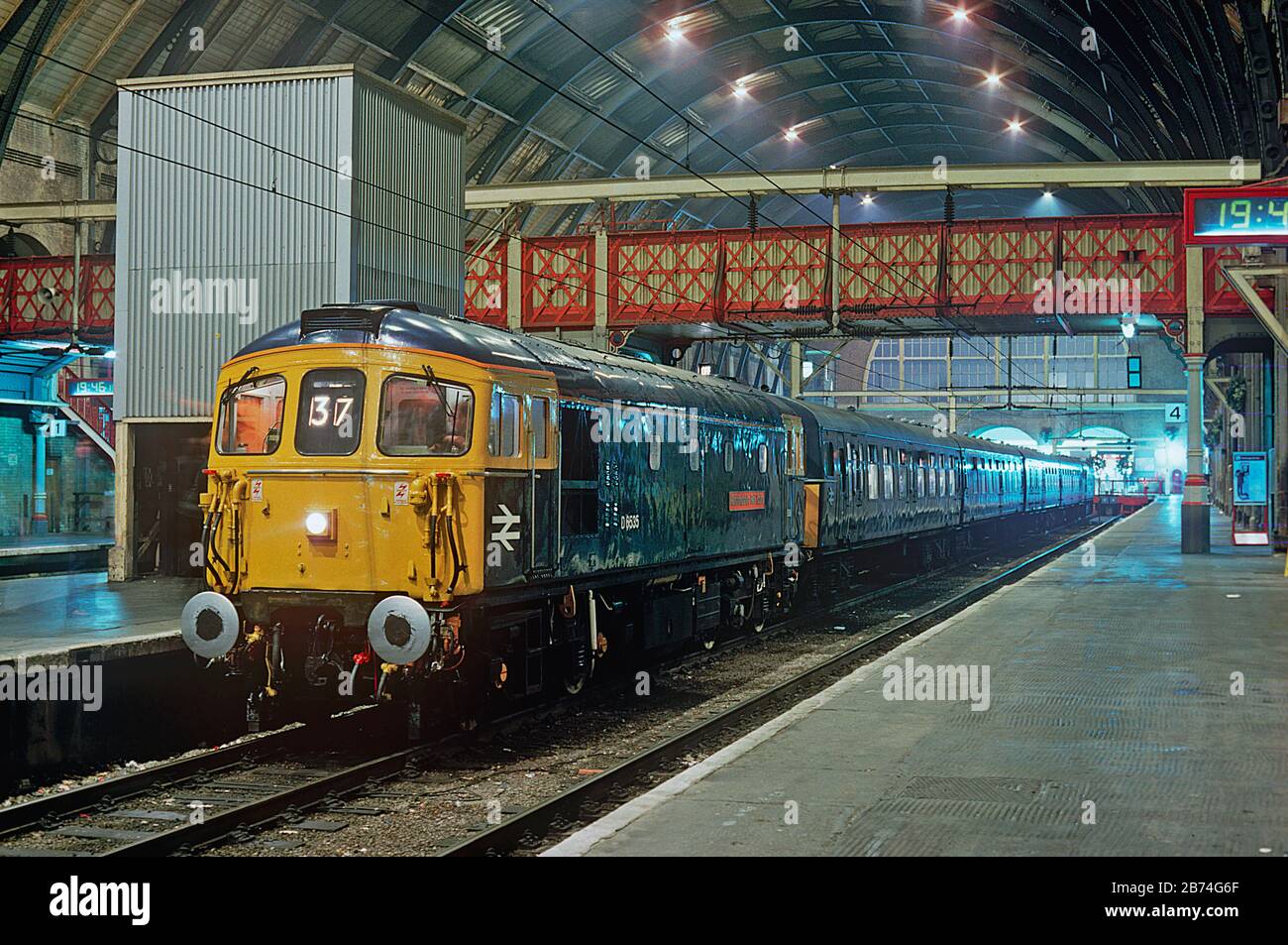 A pair of Class 33 Crompton diesel locomotives numbers 33116 and 33109 ...
