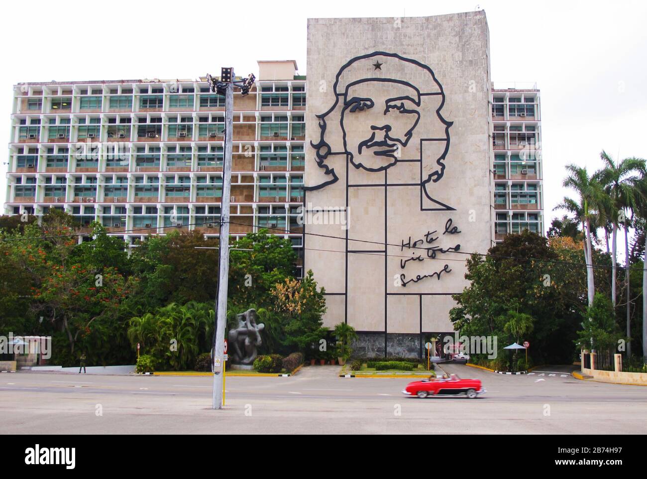 Huge image of Che Guevara in Plaza de la Revolucion, Havana, Cuba Stock ...