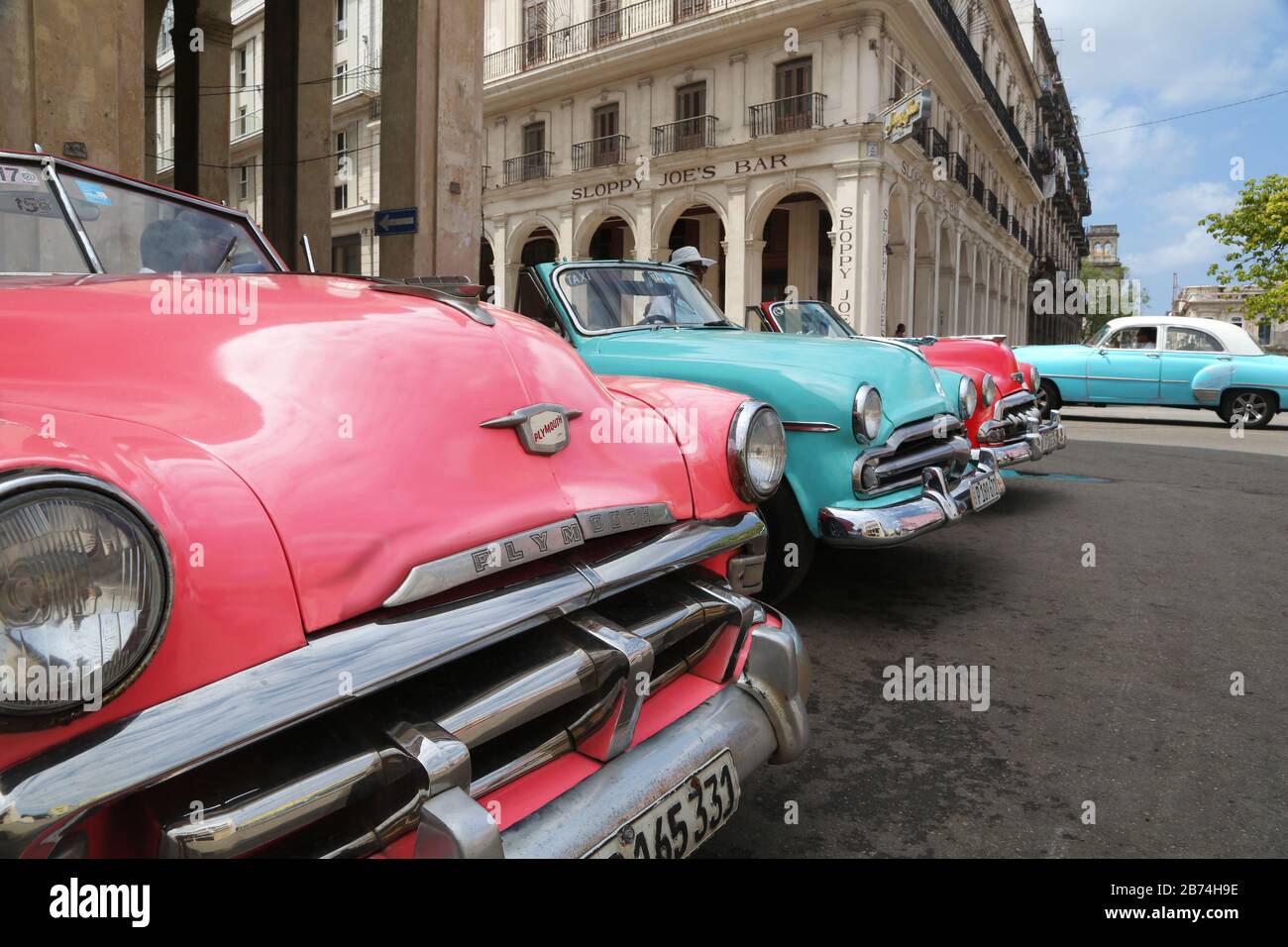 Classic colors hi-res stock photography and images - Alamy