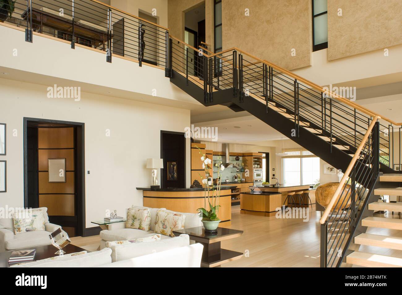High end Contemporary home Stock Photo - Alamy