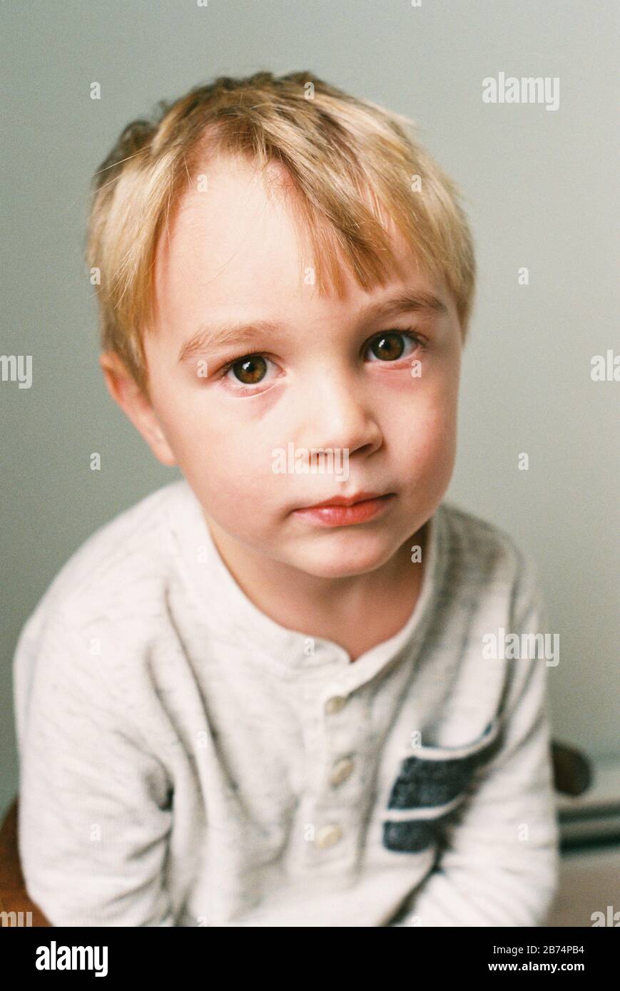 Old boy film High Resolution Stock Photography and Images - Alamy