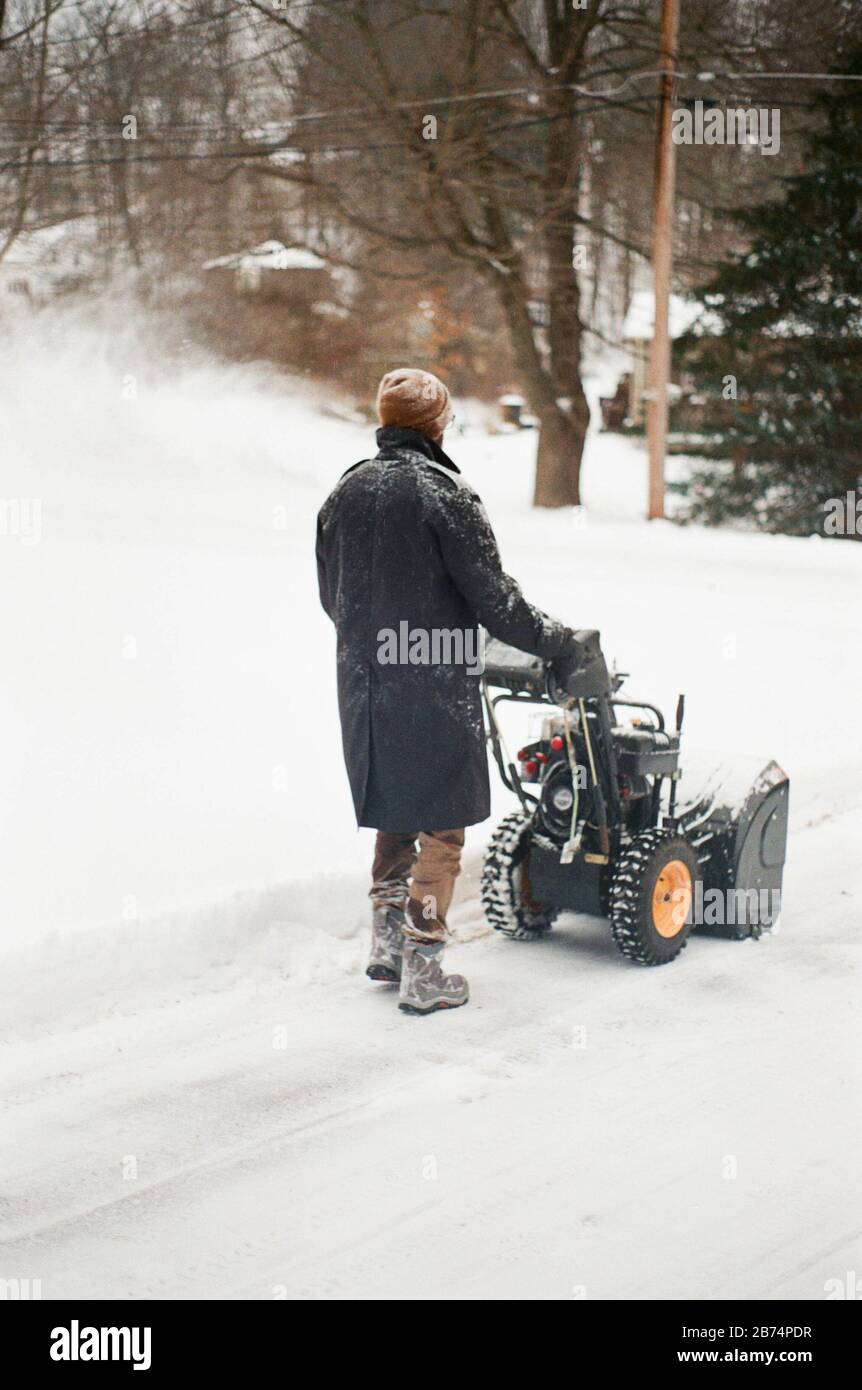 Photo of snow hi-res stock photography and images - Alamy